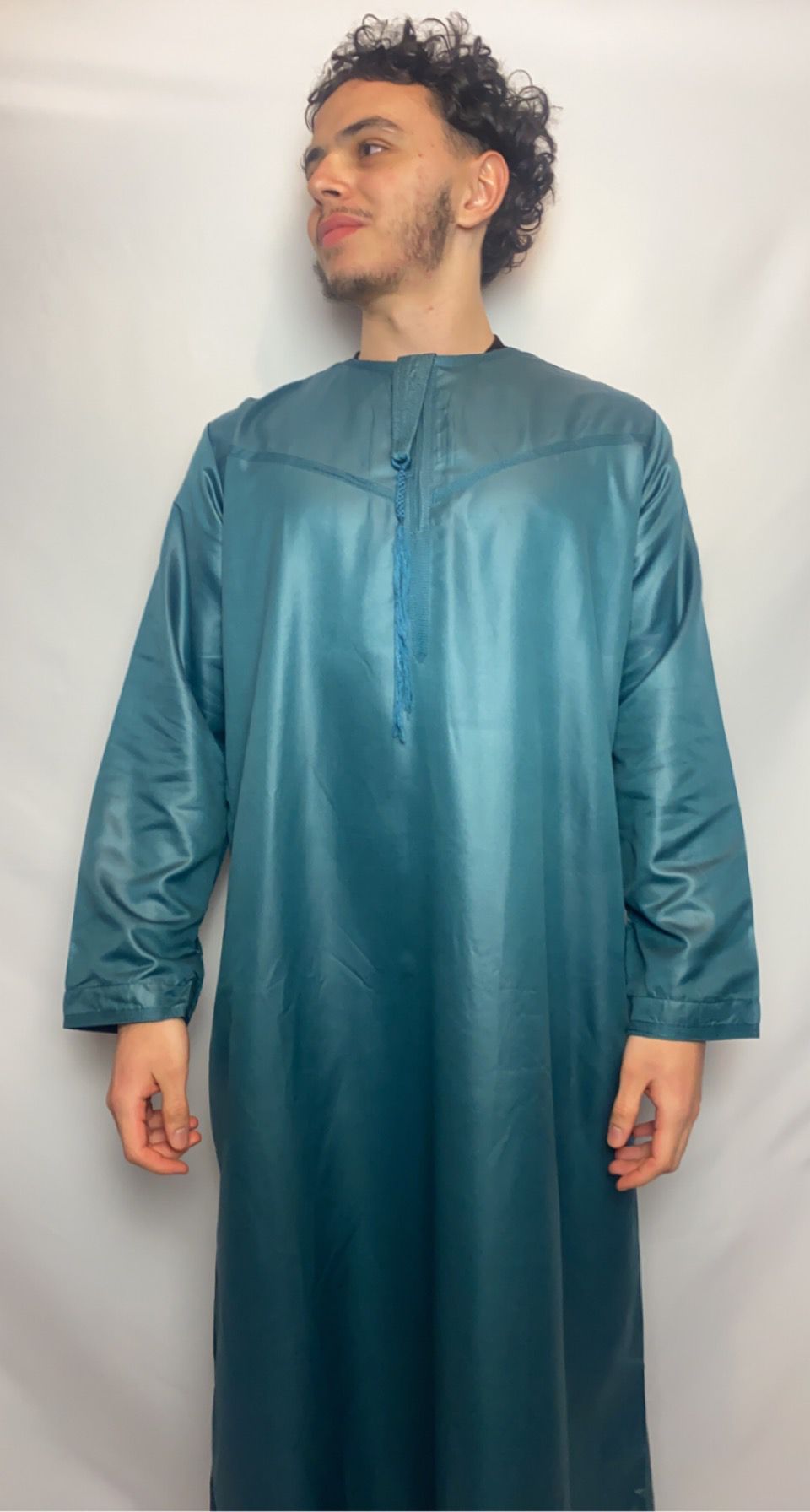 Glossy Aquamarine Emirati Thobe – Ihsaan Drip